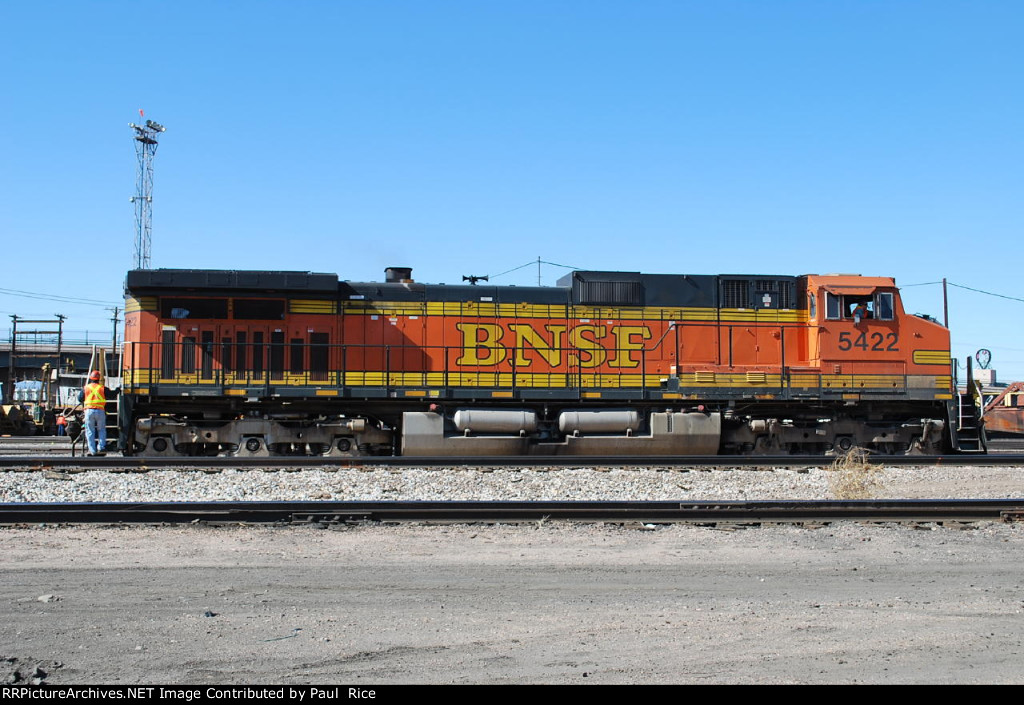 BNSF 5422
